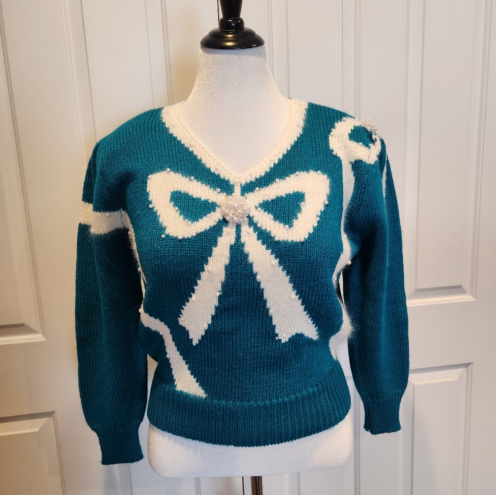 Vintage Jaclyn Smith Sweater 80s 90s Bow V Neck Beade… - Gem